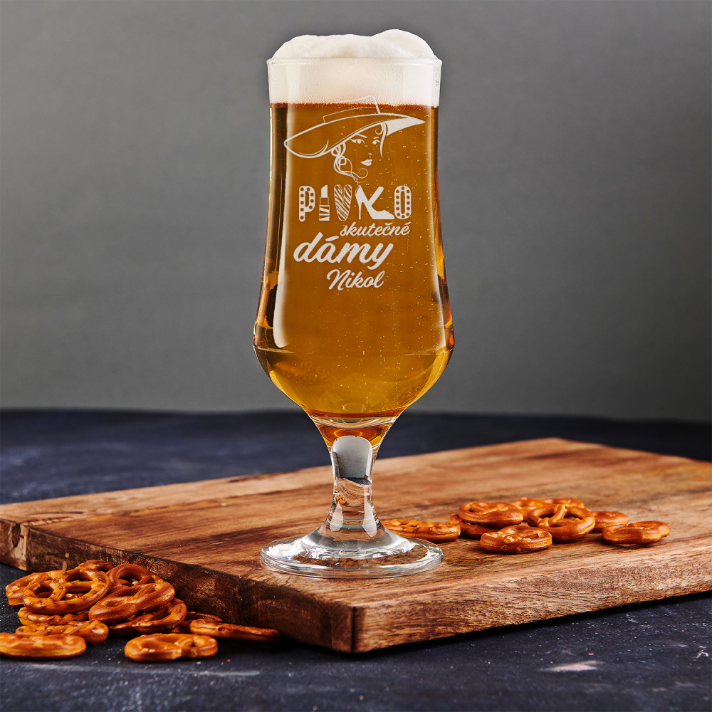 Pivko skutečné dámy – Sklenice na pivo na stopce - MyGift.cz